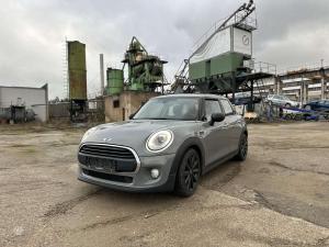 Grey MINI One 2016 in Vilnius, with an engine capacity of 1.50 L and mileage of 296 thousand km for 5900 €, photo 2 on AUTOMOTO.COM.LV