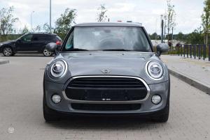 Grey MINI One 2018 in Vilnius, with an engine capacity of 1.50 L and mileage of 84 thousand km for 10850 €, photo 3 on AUTOMOTO.COM.LV