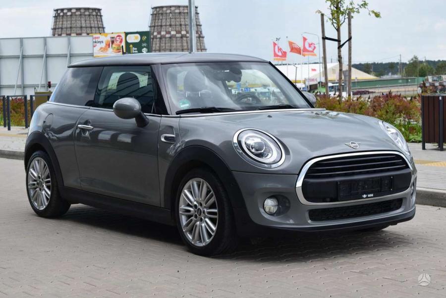 Grey MINI One 2018 in Vilnius, with an engine capacity of 1.50 L and mileage of 84 thousand km for 10850 €, photo 4 on AUTOMOTO.COM.LV