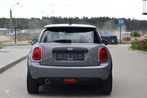 Grey MINI One 2018 in Vilnius, with an engine capacity of 1.50 L and mileage of 84 thousand km for 10850 €, photo 6 on AUTOMOTO.COM.LV