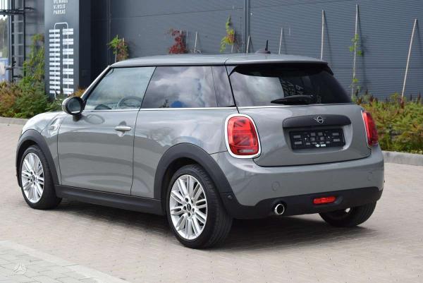 MINI One 2018 in Vilnius on AUTOMOTO.COM.LV Grey MINI One 2018 in Vilnius, with an engine capacity of 1.50 L and mileage of 84 thousand km for 10850 €, photo 7 on AUTOMOTO.COM.LV