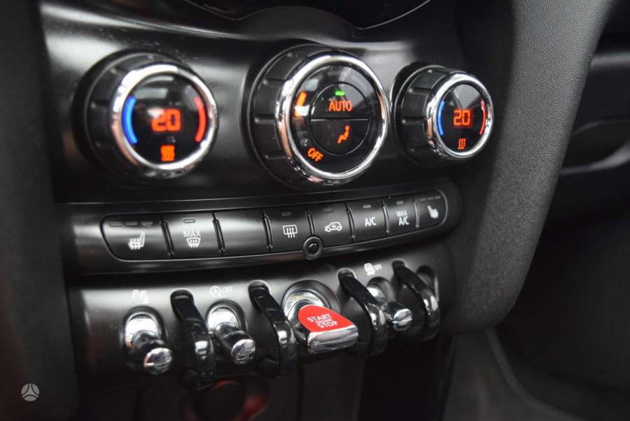 Grey MINI One 2018 in Vilnius, with an engine capacity of 1.50 L and mileage of 84 thousand km for 10850 €, photo 15 on AUTOMOTO.COM.LV