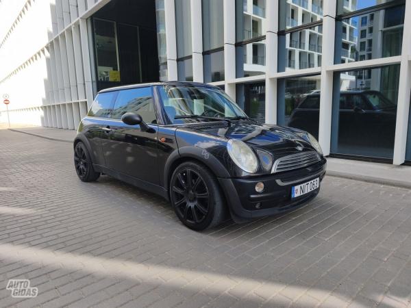 MINI One 2001 Viļņa, ar dzinēja tilpumu 1.60 L un nobraukumu 265 tūkst. km par 1150 €, foto 1 vietnē AUTOMOTO.COM.LV