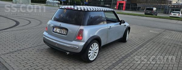 MINI One 2002 Rīga, ar dzinēja tilpumu 1.60 L un nobraukumu 267 tūkst. km par 1950 €, foto 3 vietnē AUTOMOTO.COM.LV