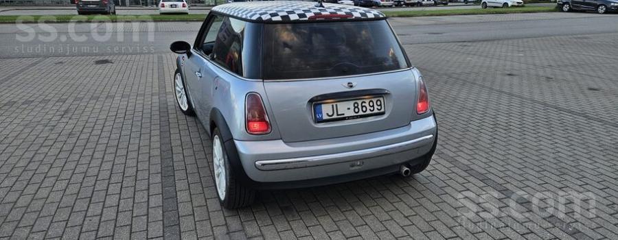 MINI One 2002 Rīga, ar dzinēja tilpumu 1.60 L un nobraukumu 267 tūkst. km par 1950 €, foto 5 vietnē AUTOMOTO.COM.LV