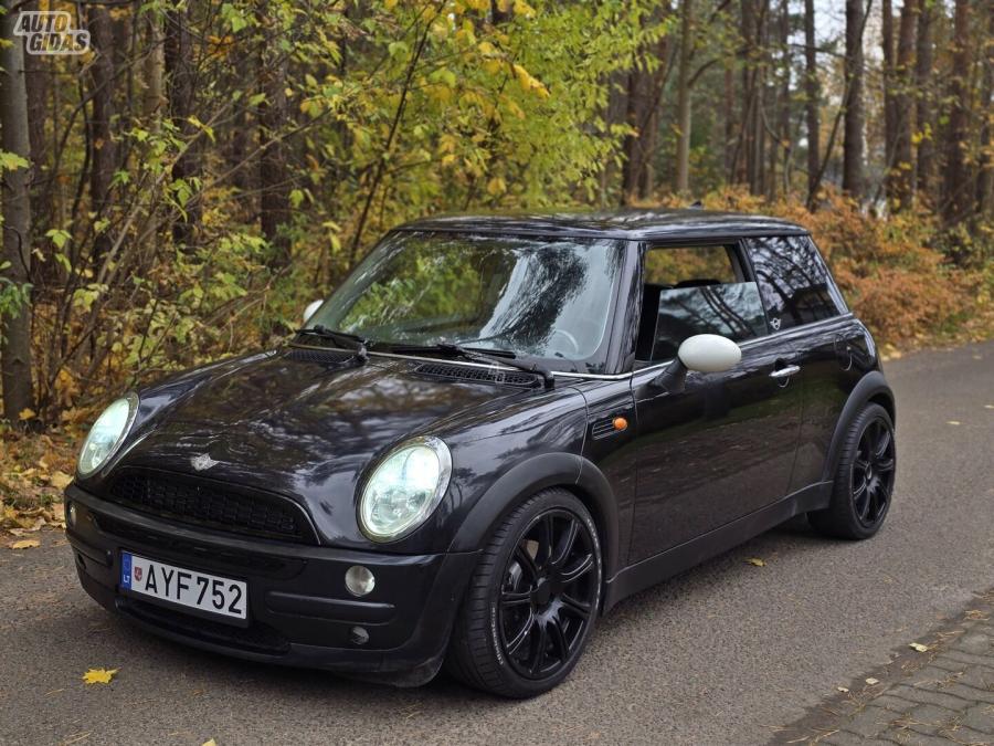 MINI One 2002 in Vilnius, with an engine capacity of 1.60 L and mileage of 262 thousand km for 850 €, photo 1 on AUTOMOTO.COM.LV