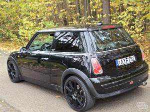 MINI One 2002 in Vilnius, with an engine capacity of 1.60 L and mileage of 262 thousand km for 850 €, photo 5 on AUTOMOTO.COM.LV