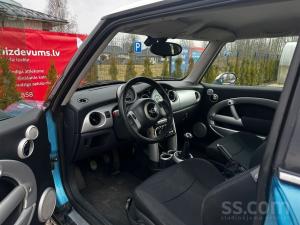 MINI One 2005 Jelgava, ar dzinēja tilpumu 1.60 L un nobraukumu 0 tūkst. km par 2490 €, foto 8 vietnē AUTOMOTO.COM.LV