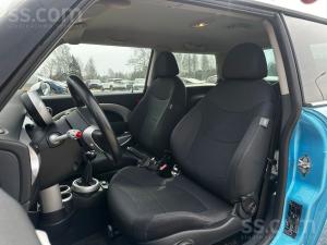 MINI One 2005 Jelgava, ar dzinēja tilpumu 1.60 L un nobraukumu 0 tūkst. km par 2490 €, foto 9 vietnē AUTOMOTO.COM.LV