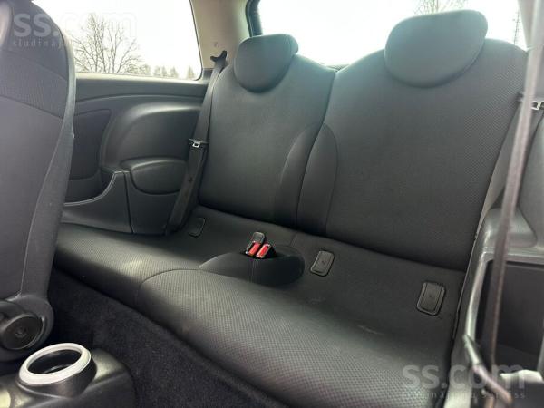 MINI One 2005 in Jelgava, with an engine capacity of 1.60 L and mileage of 0 thousand km for 2490 €, photo 10 on AUTOMOTO.COM.LV