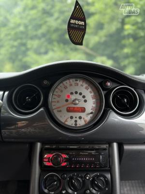 MINI One 2005 in Panevezys, with an engine capacity of 1.40 L and mileage of 263 thousand km for 800 €, photo 15 on AUTOMOTO.COM.LV