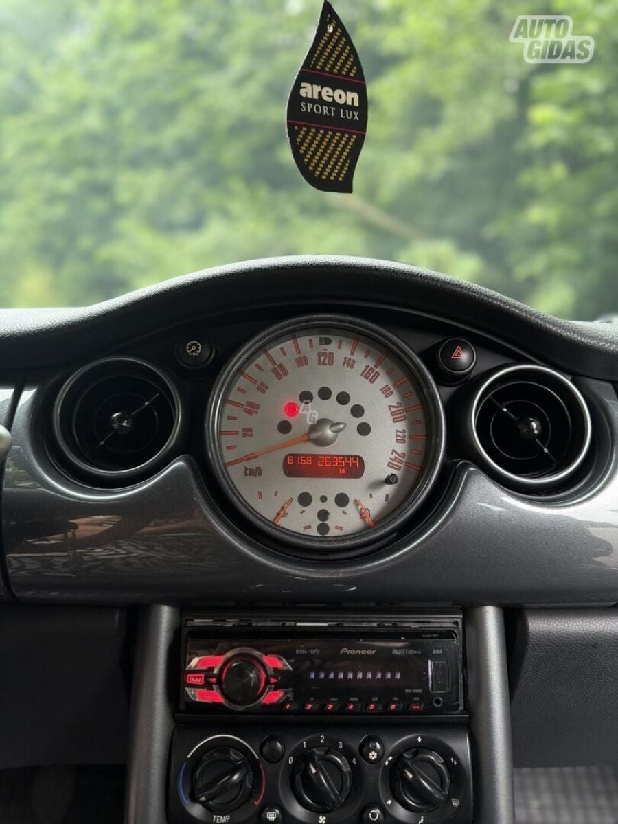 MINI One 2005 in Panevezys, with an engine capacity of 1.40 L and mileage of 263 thousand km for 800 €, photo 15 on AUTOMOTO.COM.LV