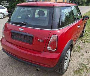 MINI One 2007 Kauņa, ar dzinēja tilpumu 1.60 L un nobraukumu 147 tūkst. km par 2150 €, foto 5 vietnē AUTOMOTO.COM.LV