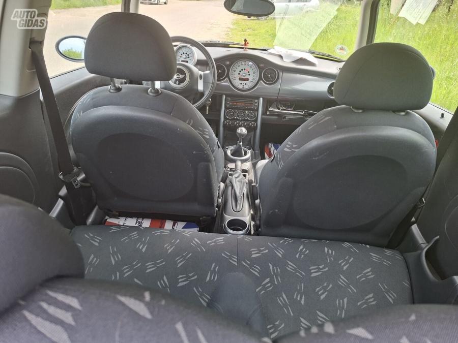MINI One 2007 Kauņa, ar dzinēja tilpumu 1.60 L un nobraukumu 147 tūkst. km par 2150 €, foto 12 vietnē AUTOMOTO.COM.LV
