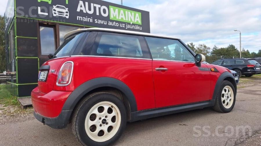 MINI One 2010 in Riga, with an engine capacity of 1.60 L and mileage of 175 thousand km for 3490 €, photo 2 on AUTOMOTO.COM.LV