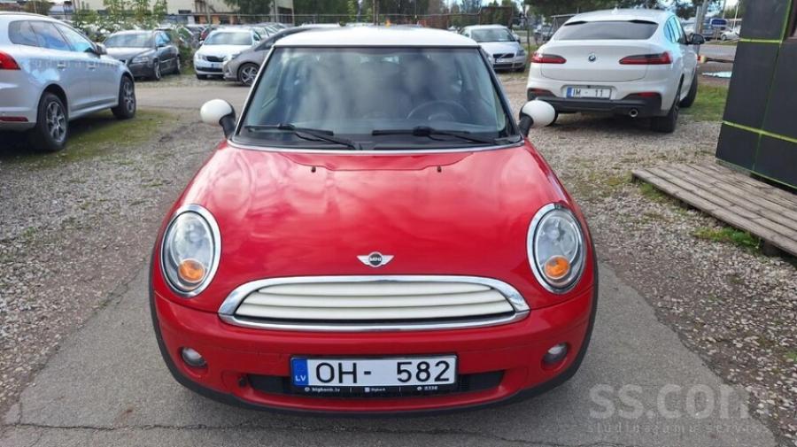 MINI One 2010 in Riga, with an engine capacity of 1.60 L and mileage of 175 thousand km for 3490 €, photo 7 on AUTOMOTO.COM.LV
