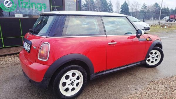MINI One 2010 in Riga, with an engine capacity of 1.60 L and mileage of 175 thousand km for 3490 €, photo 2 on AUTOMOTO.COM.LV