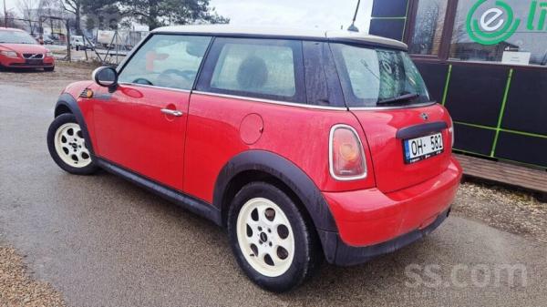 MINI One 2010 in Riga, with an engine capacity of 1.60 L and mileage of 175 thousand km for 3490 €, photo 4 on AUTOMOTO.COM.LV
