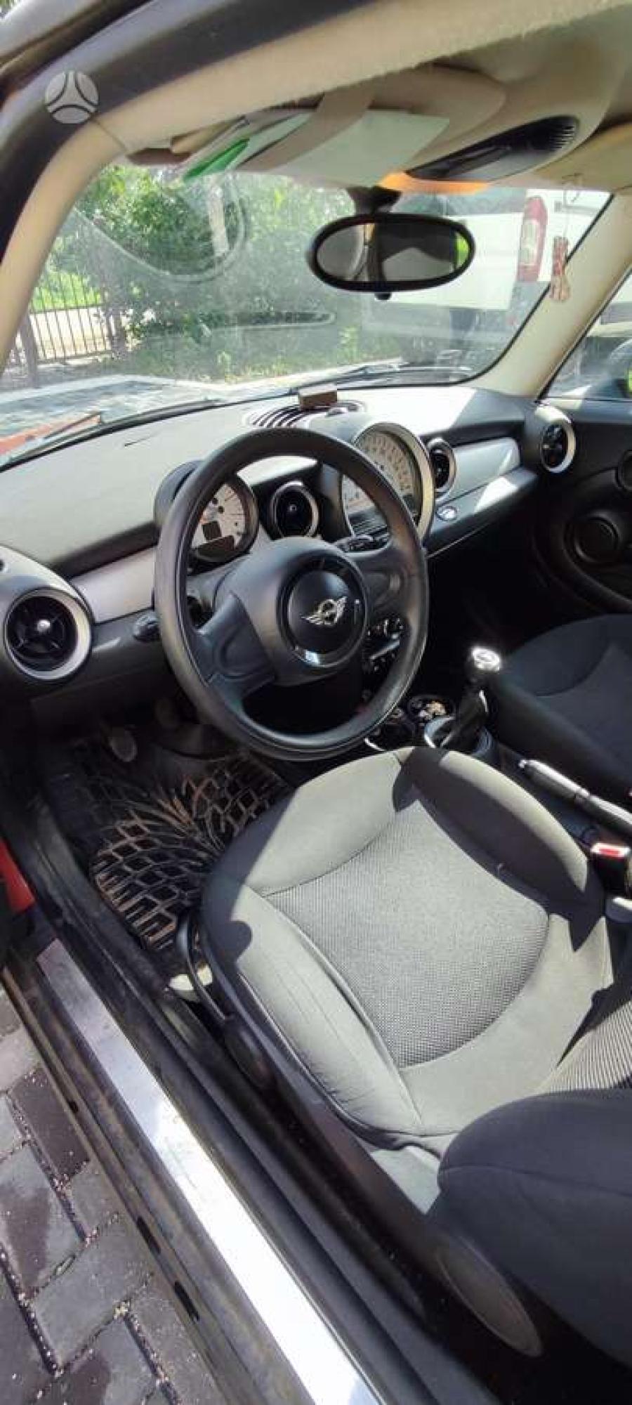 Oranžs MINI One 2011 Klaipėda, ar dzinēja tilpumu 1.60 L un nobraukumu 282 tūkst. km par 2500 €, foto 5 vietnē AUTOMOTO.COM.LV