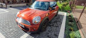 Oranžs MINI One 2011 Klaipėda, ar dzinēja tilpumu 1.60 L un nobraukumu 282 tūkst. km par 2500 €, foto 6 vietnē AUTOMOTO.COM.LV