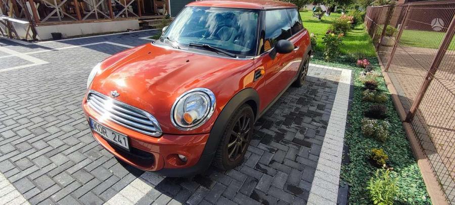 Oranžs MINI One 2011 Klaipėda, ar dzinēja tilpumu 1.60 L un nobraukumu 282 tūkst. km par 2500 €, foto 6 vietnē AUTOMOTO.COM.LV