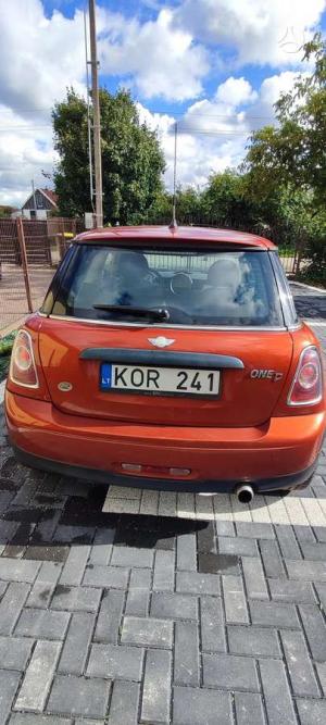 Oranžs MINI One 2011 Klaipėda, ar dzinēja tilpumu 1.60 L un nobraukumu 282 tūkst. km par 2500 €, foto 7 vietnē AUTOMOTO.COM.LV