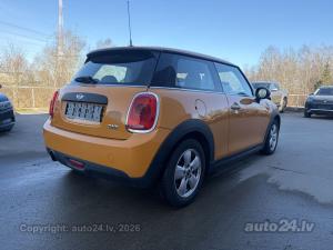Oranžs MINI One 2014 Viljandi, ar dzinēja tilpumu 1.20 L un nobraukumu 138 tūkst. km par 6890 €, foto 4 vietnē AUTOMOTO.COM.LV