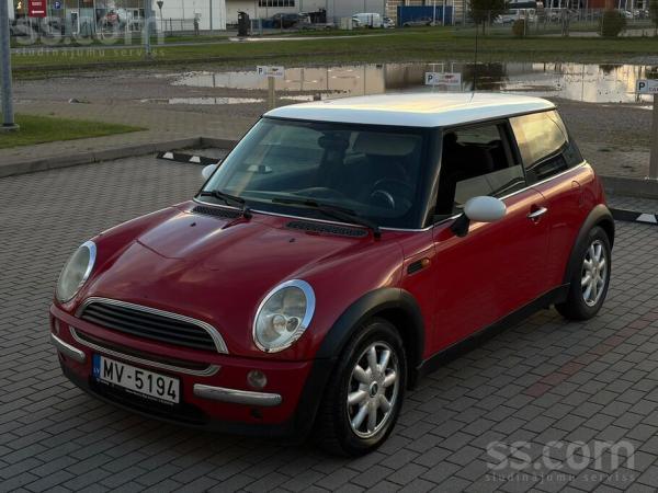 Sarkans MINI One 2001 Liepāja, ar dzinēja tilpumu 1.60 L un nobraukumu 235 tūkst. km par 1000 €, foto 1 vietnē AUTOMOTO.COM.LV