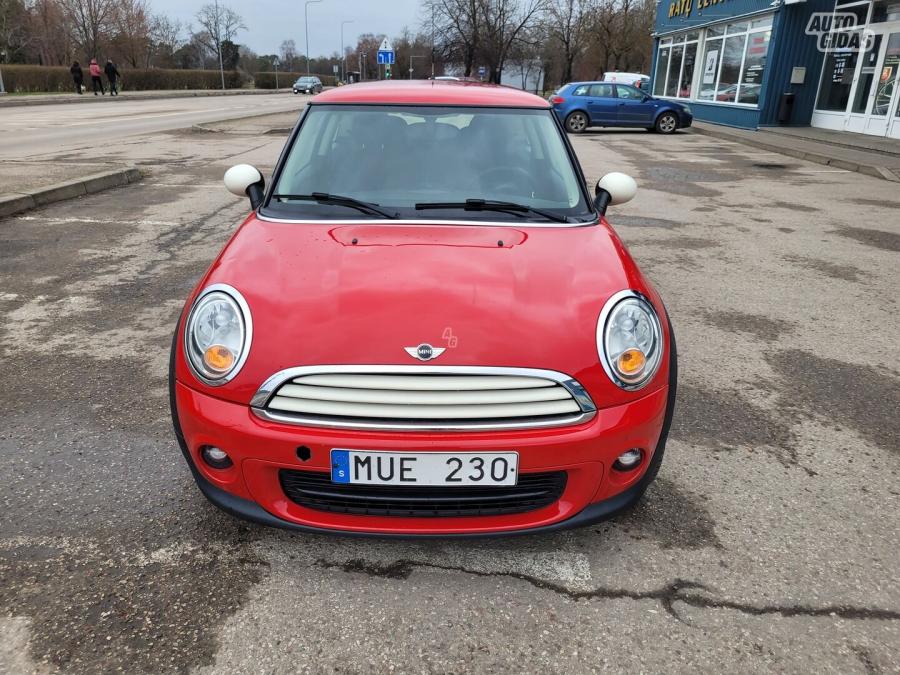 Sarkans MINI One 2012 Ukmergė, ar dzinēja tilpumu 1.60 L un nobraukumu 131 tūkst. km par 2990 €, foto 2 vietnē AUTOMOTO.COM.LV