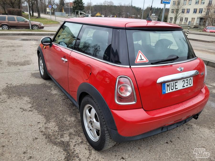 Sarkans MINI One 2012 Ukmergė, ar dzinēja tilpumu 1.60 L un nobraukumu 131 tūkst. km par 2990 €, foto 4 vietnē AUTOMOTO.COM.LV