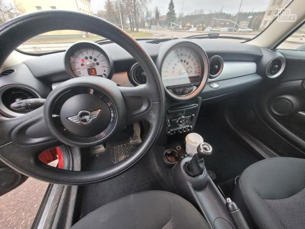 Sarkans MINI One 2012 Ukmergė, ar dzinēja tilpumu 1.60 L un nobraukumu 131 tūkst. km par 2980 €, foto 10 vietnē AUTOMOTO.COM.LV