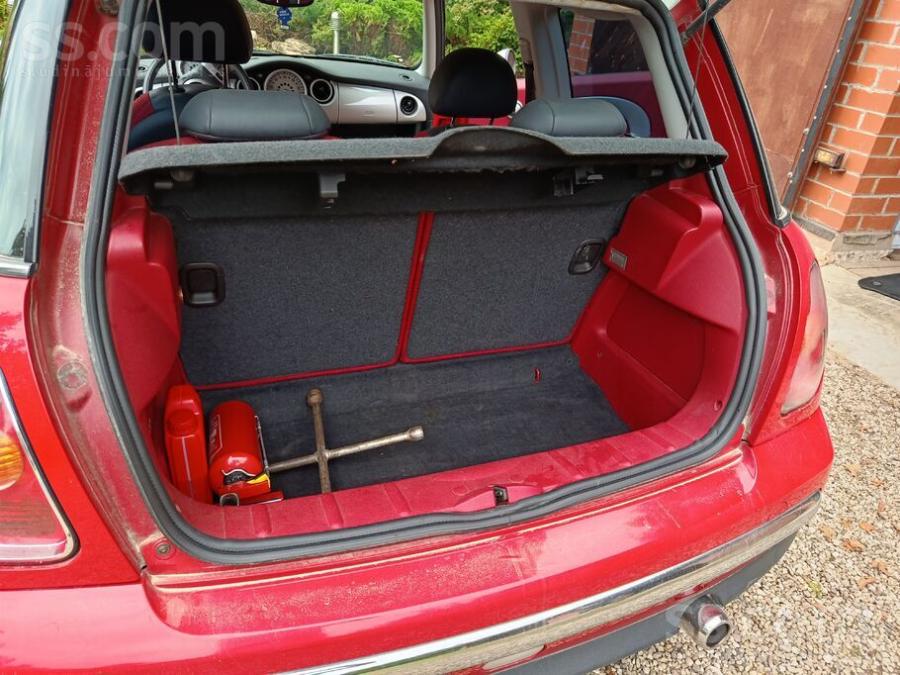 Sarkans MINI One 2002 Aizkraukle, ar dzinēja tilpumu 1.60 L un nobraukumu 210 tūkst. km par 1800 €, foto 12 vietnē AUTOMOTO.COM.LV