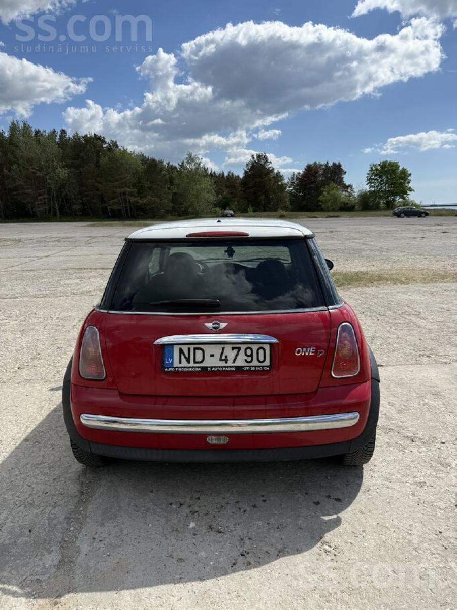Sarkans MINI One 2004 Liepāja, ar dzinēja tilpumu 1.40 L un nobraukumu 317 tūkst. km par 2000 €, foto 4 vietnē AUTOMOTO.COM.LV