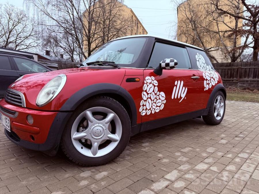 Red MINI One 2004 in Riga, with an engine capacity of 1.60 L and mileage of 187 thousand km for 4200 €, photo 3 on AUTOMOTO.COM.LV
