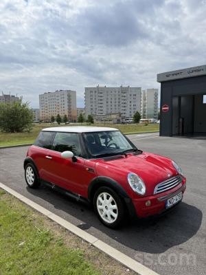 Red MINI One 2004 in Liepaja, with an engine capacity of 1.40 L and mileage of 312 thousand km for 2150 €, photo  on AUTOMOTO.COM.LV