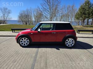 Красный Мини Ван 2004 в Рига, объемом двигателя 1.40 л и пробегом 284 тыс. км за 3450 €, фото 7 на AUTOMOTO.COM.LV