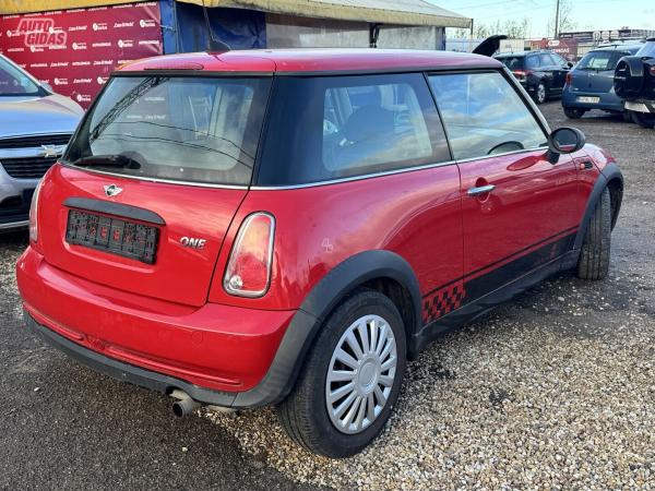 Red MINI One 2007 in Kaunas, with an engine capacity of 1.60 L and mileage of 147 thousand km for 2150 €, photo 6 on AUTOMOTO.COM.LV