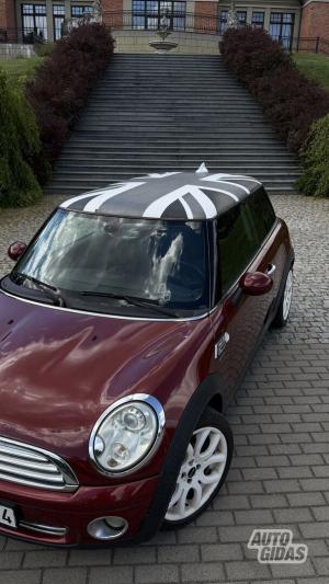 Sarkans MINI One 2007 Viļņa, ar dzinēja tilpumu 1.40 L un nobraukumu 163 tūkst. km par 2750 €, foto 9 vietnē AUTOMOTO.COM.LV