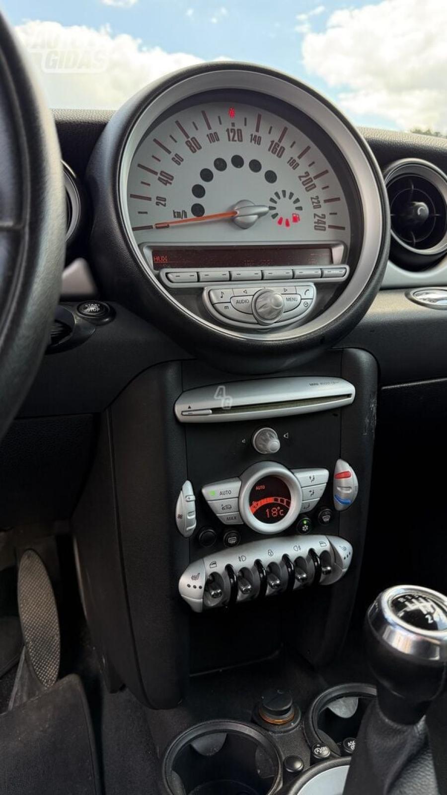 Sarkans MINI One 2007 Viļņa, ar dzinēja tilpumu 1.40 L un nobraukumu 163 tūkst. km par 2750 €, foto 15 vietnē AUTOMOTO.COM.LV