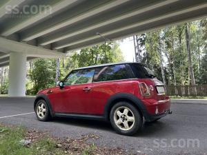 Red MINI One 2007 in Riga, with an engine capacity of 1.40 L and mileage of 197 thousand km for 2000 €, photo 7 on AUTOMOTO.COM.LV
