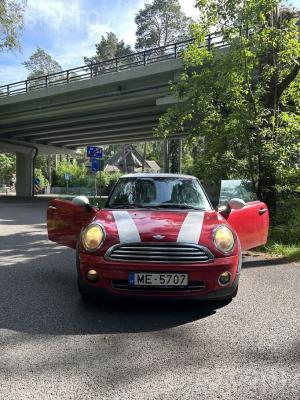 Red MINI One 2007 in Riga, with an engine capacity of 1.40 L and mileage of 197 thousand km for 2000 €, photo 12 on AUTOMOTO.COM.LV