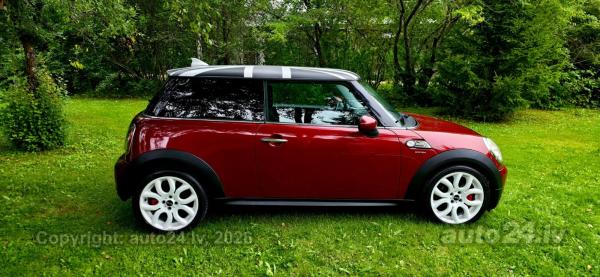 Red MINI One 2007 in Tallinn, with an engine capacity of 1.40 L and mileage of 165 thousand km for 3200 €, photo 6 on AUTOMOTO.COM.LV