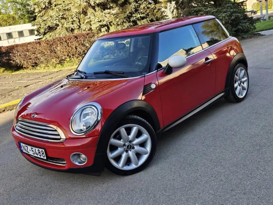 Sarkans MINI One 2008 Jēkabpils, ar dzinēja tilpumu 1.40 L un nobraukumu 131 tūkst. km par 2990 €, foto 1 vietnē AUTOMOTO.COM.LV