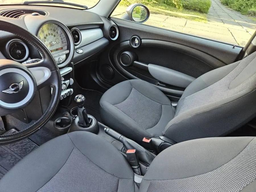 Sarkans MINI One 2008 Jēkabpils, ar dzinēja tilpumu 1.40 L un nobraukumu 131 tūkst. km par 2990 €, foto 14 vietnē AUTOMOTO.COM.LV