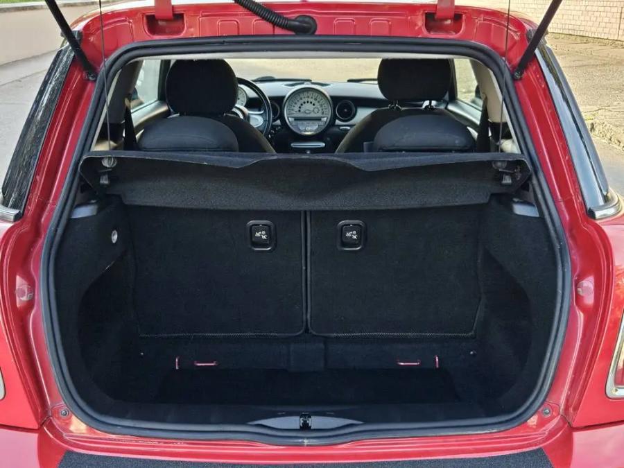 Sarkans MINI One 2008 Jēkabpils, ar dzinēja tilpumu 1.40 L un nobraukumu 131 tūkst. km par 2990 €, foto 18 vietnē AUTOMOTO.COM.LV