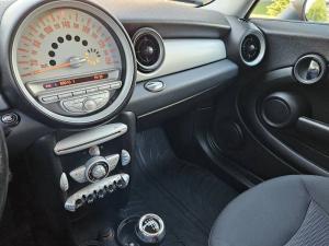 Sarkans MINI One 2008 Jēkabpils, ar dzinēja tilpumu 1.40 L un nobraukumu 131 tūkst. km par 2990 €, foto 29 vietnē AUTOMOTO.COM.LV