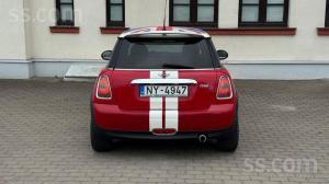 Red MINI One 2009 in Jelgava, with an engine capacity of 1.60 L and mileage of 335 thousand km for 2450 €, photo 6 on AUTOMOTO.COM.LV