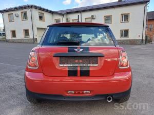 Sarkans MINI One 2013 Valmiera, ar dzinēja tilpumu 1.60 L un nobraukumu 132 tūkst. km par 4750 €, foto 7 vietnē AUTOMOTO.COM.LV