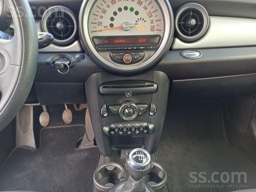 Sarkans MINI One 2013 Valmiera, ar dzinēja tilpumu 1.60 L un nobraukumu 132 tūkst. km par 4750 €, foto 16 vietnē AUTOMOTO.COM.LV