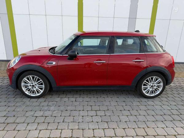 Red MINI One 2015 in Raseiniai, with an engine capacity of 1.20 L and mileage of 148 thousand km for 6900 €, photo 2 on AUTOMOTO.COM.LV